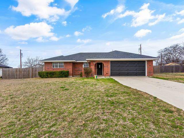 1302 S Louisiana Street, Grandview, TX 76050 | MLS# 20260789 ...