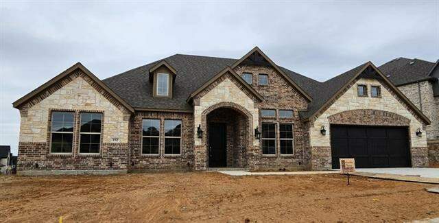 152 Saint Elias Drive, Burleson, TX 76028 | MLS# 20280975 | @properties ...