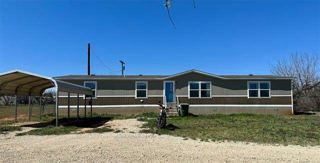 1103 Market Street, Tye, TX 79563 | MLS# 20282120 | @properties lone ...