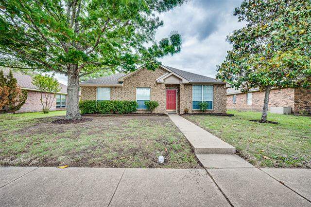 211 Nottingham Drive, Waxahachie, TX 75165 | MLS# 20312013 ...