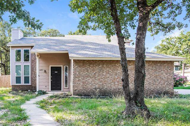400 Greenleaf Drive, Azle, TX 76020 | MLS# 20492020 | @properties lone ...