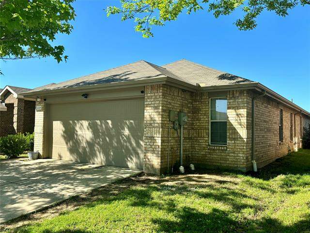 1329 Silver Maple Lane, Royse City, TX 75189 | MLS# 20578019 | @properties Lonestar Christie's ...
