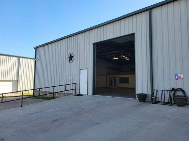 578 Aviator Drive, Fort Worth, TX 76179 | MLS# 20594822 | @properties ...