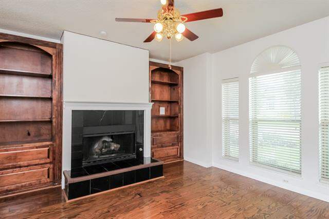 1120 Breezewood Drive, Lewisville, TX 75077 | MLS# 20782513 ...