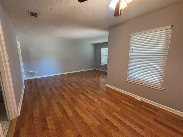 1520 Hilltop Drive, Garland, TX 75042 | MLS# 21059446 | @properties ...