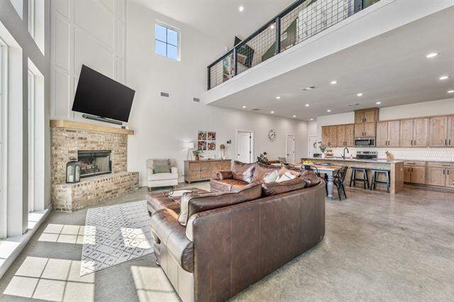 1400 Lacy Drive, Lipan, TX 76462 | MLS# 21064707 | @properties lone ...