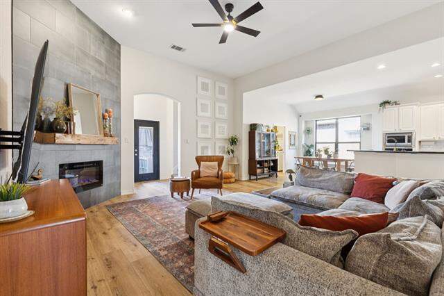 1326 White Water Lane, Rockwall, TX 75087 | MLS# 21105779 | @properties ...