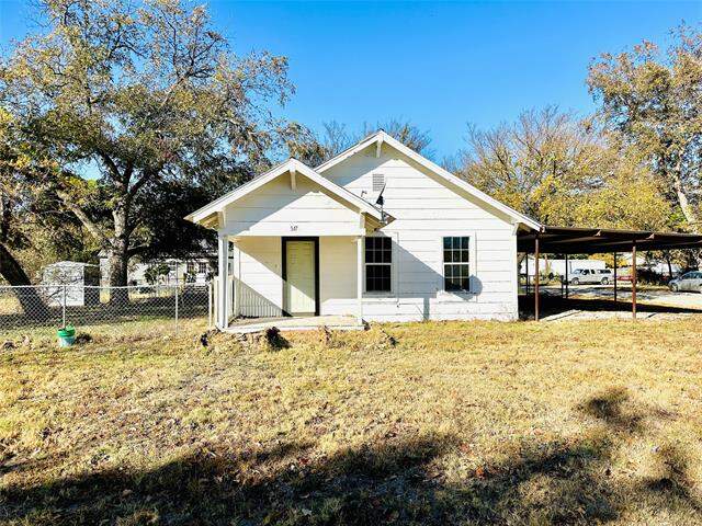 517 N Ave D, Cross Plains, TX 76443 | MLS# 21113045 | @properties lone ...