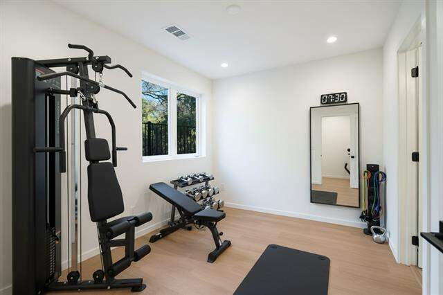 4811 Denton Drive #103, Dallas, TX 75235 | MLS# 21148835 | @properties ...