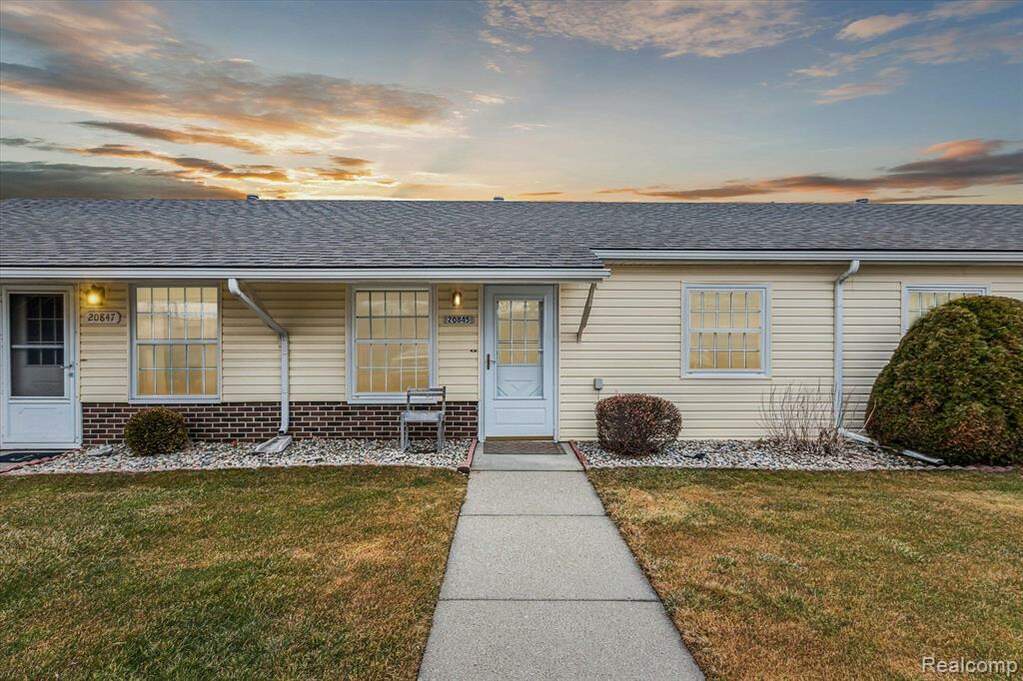 20845 Flora Street, Roseville, MI 48066 | MLS# 20230014973 ...