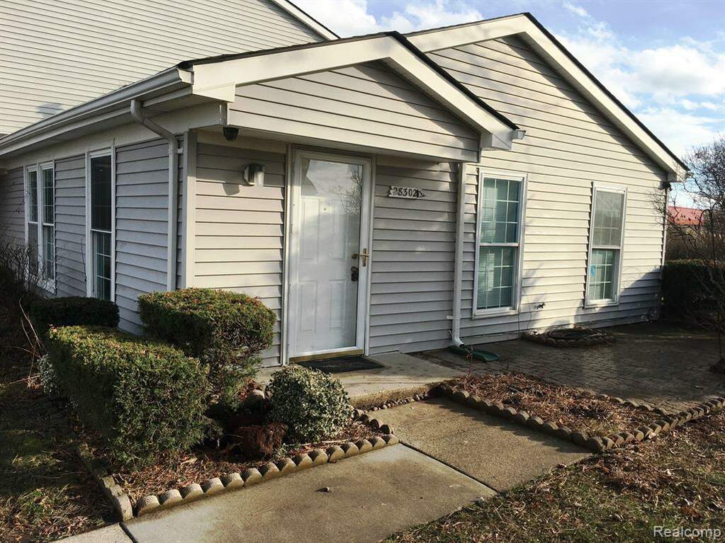 28302 Raleigh Crescent Drive, Chesterfield Twp, MI 48051 | MLS ...
