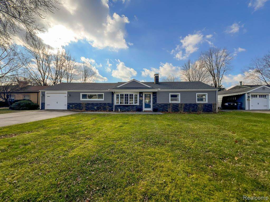 21464 Drexel Street, Clinton Twp, MI 48036 | MLS# 20230103520 ...