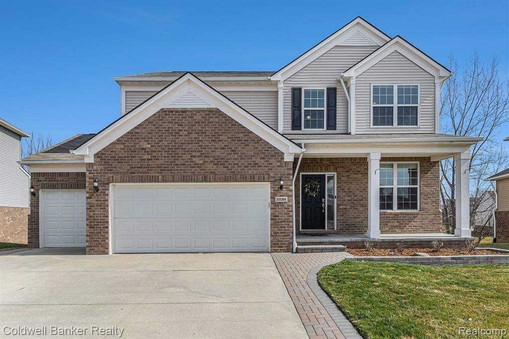 30084 Macintosh Lane, Lyon Twp, MI 48165 | MLS# 20240008788 ...