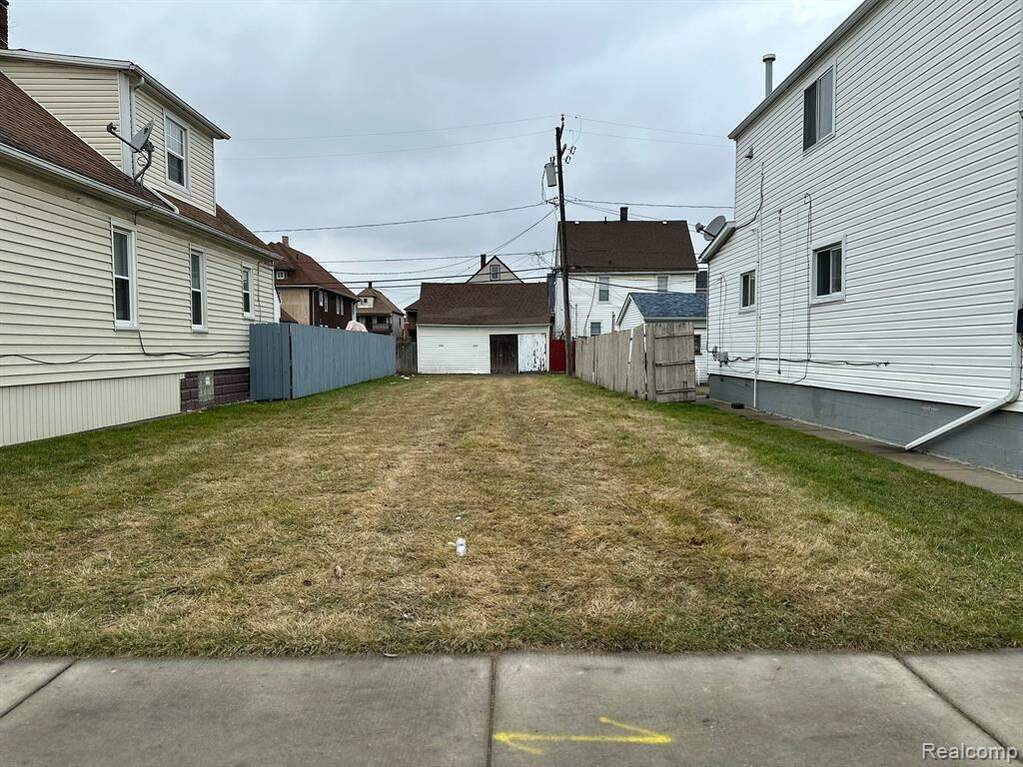 3105 Goodson Street, Hamtramck, MI 48212 | MLS# 20240015544 | @properties