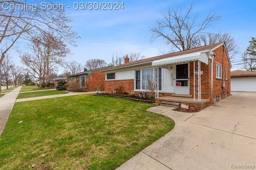 29314 Mark Avenue, Madison Heights, MI 48071 | MLS# 20240018782 ...