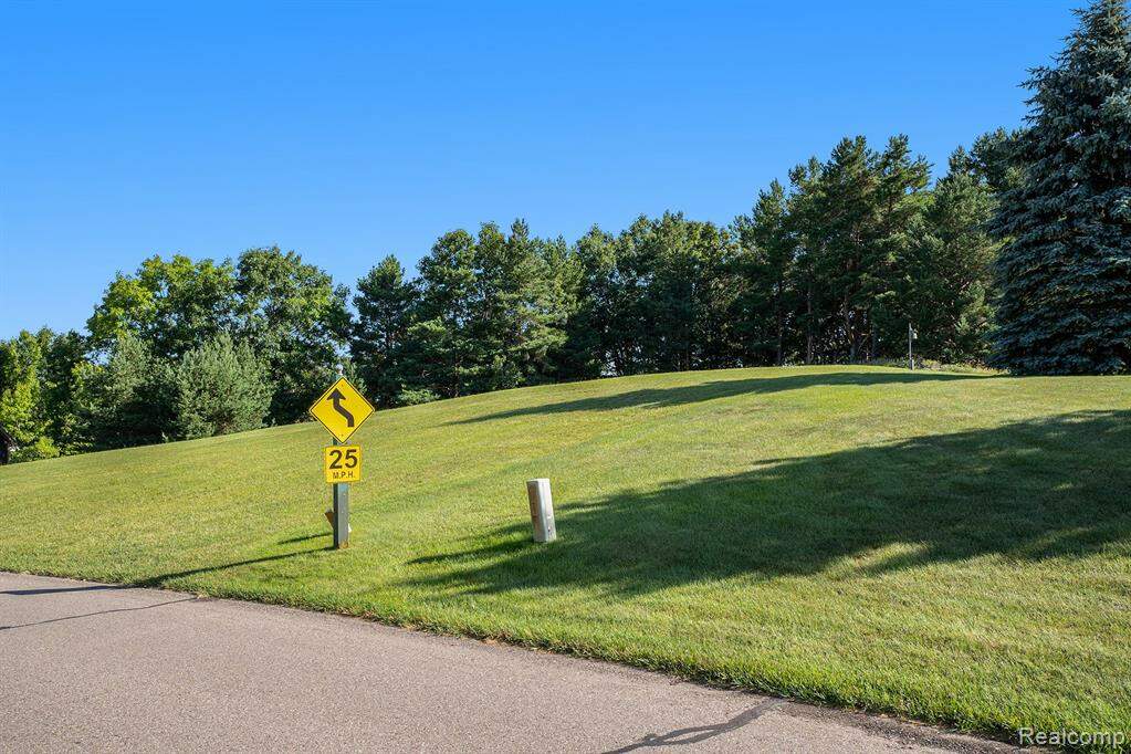 VL Tyrone Trail, Fenton, MI 48430 | MLS# 20240047011 | @properties REMI ...