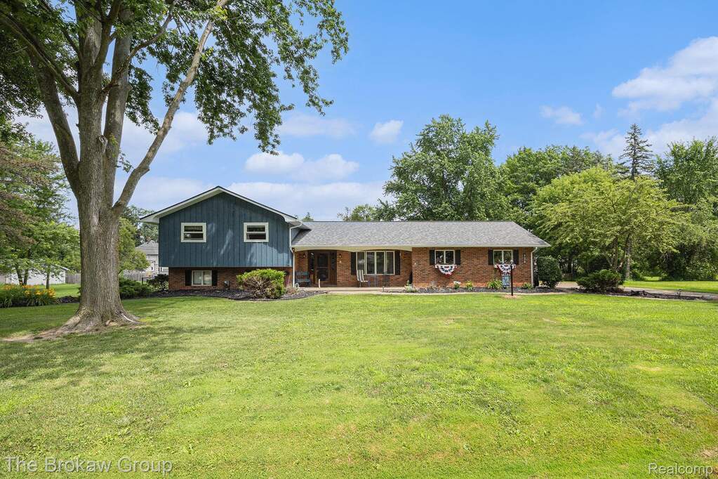 420 N Neeper Street, Capac, MI 48014 | MLS# 20251013412 | @properties ...