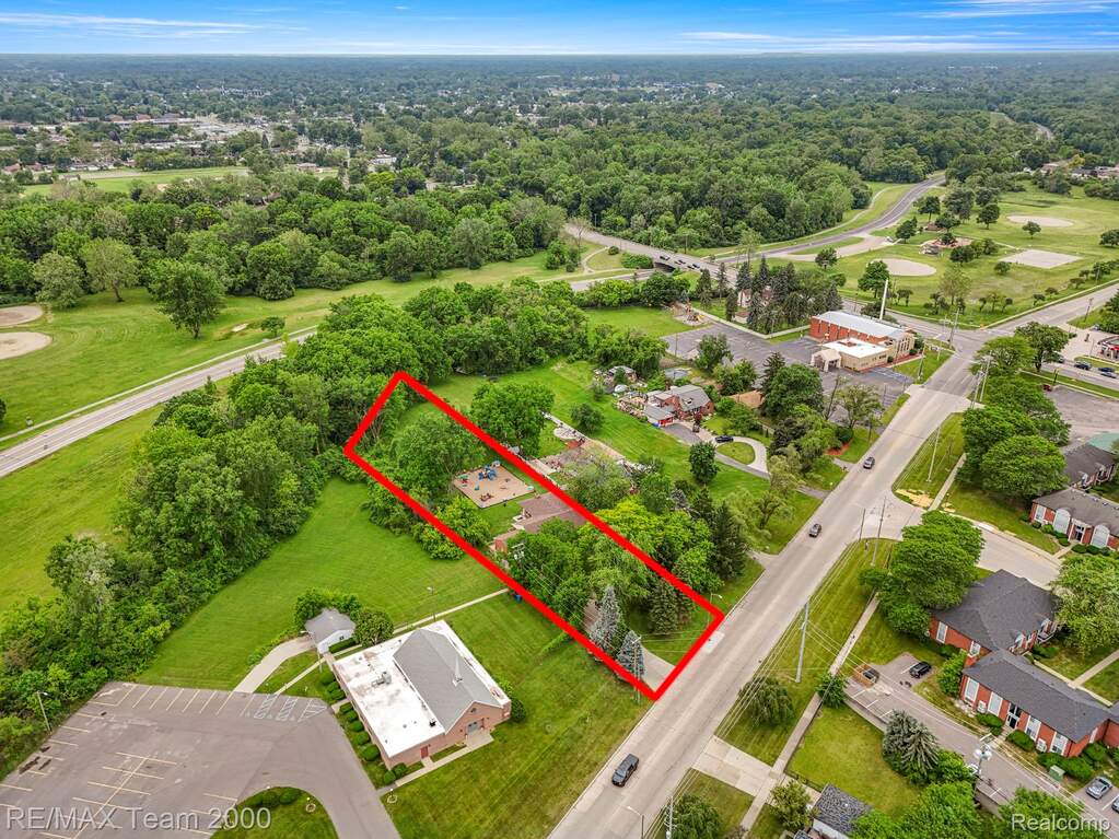 27055 Ann Arbor Trail, Dearborn Heights, MI 48127 | MLS# 20251015632 ...