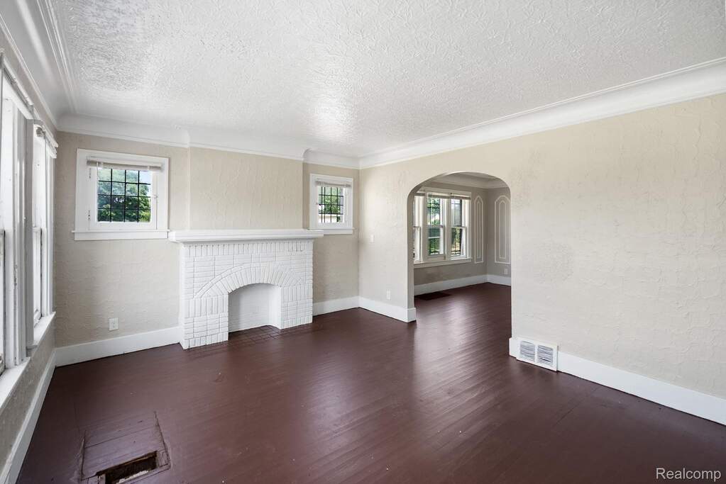 13422 Robson Street, Detroit, MI 48227 | MLS# 20251017691 | @properties ...