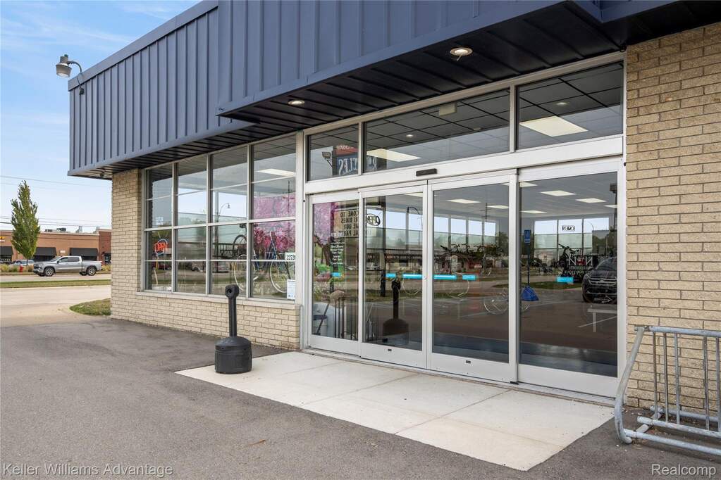 22720 Allen Road, Woodhaven, MI 48183 | MLS# 20251037592 | @properties ...