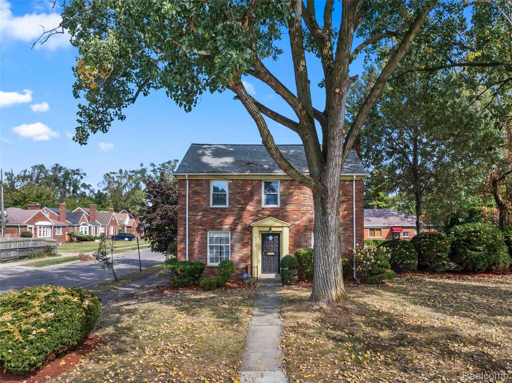 6262 W Outer Drive, Detroit, MI 48235 | MLS# 20251038682 | @properties ...