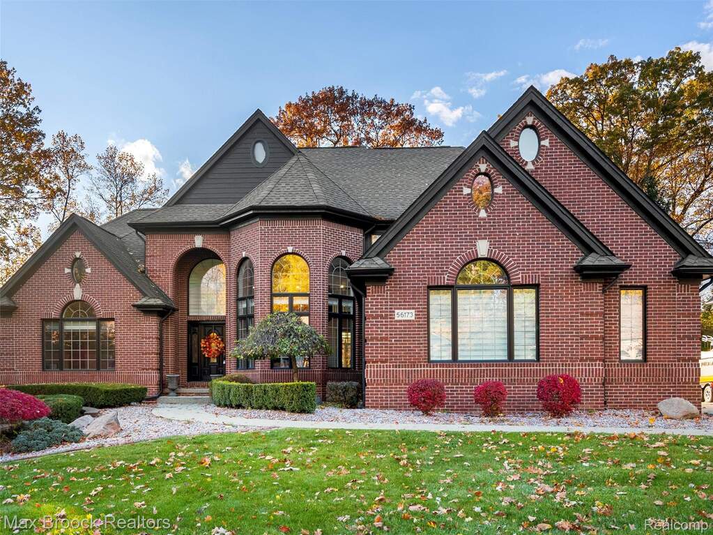 56173 Parkview Drive, Shelby Twp, MI 48316 | MLS# 20251051705 | @properties REMI Christie's ...