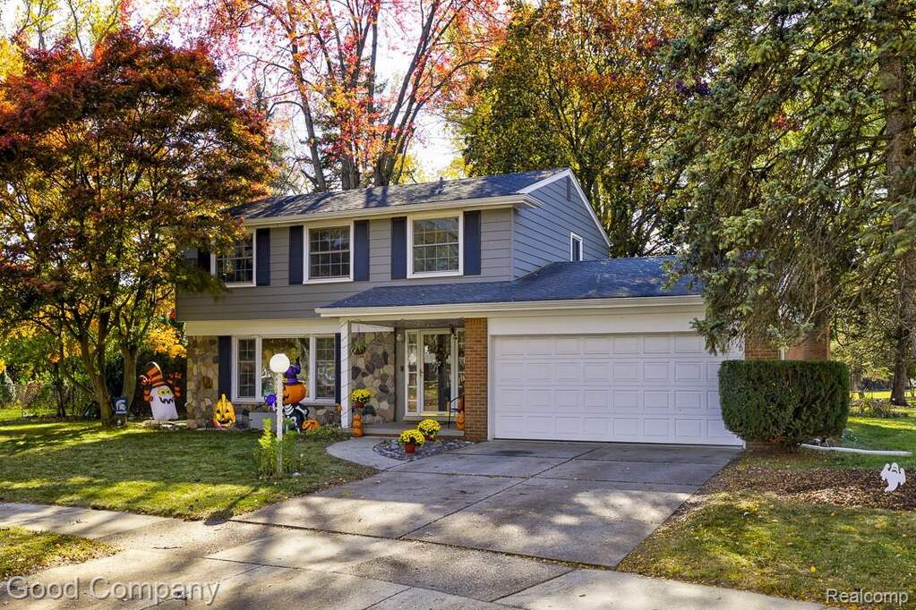 30261 Buckingham Street, Livonia, MI 48154 | MLS# 20251057638 ...