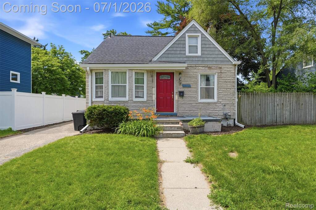 1427 Pearson Street, Ferndale, MI 48220 | MLS# 20261049535 ...
