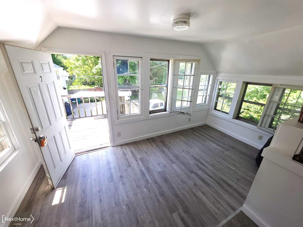 988 Corunna Avenue, Owosso, MI 48867 | MLS# 5050212252 | @properties ...