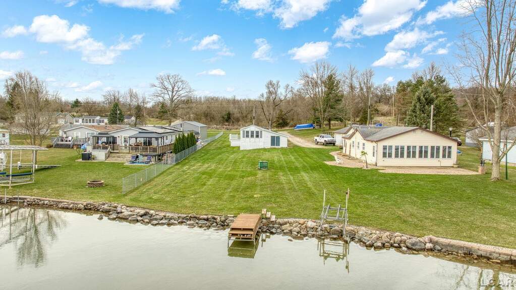 35 Winchester Drive, Addison, MI 49220 | MLS# 56050176747 | @properties ...