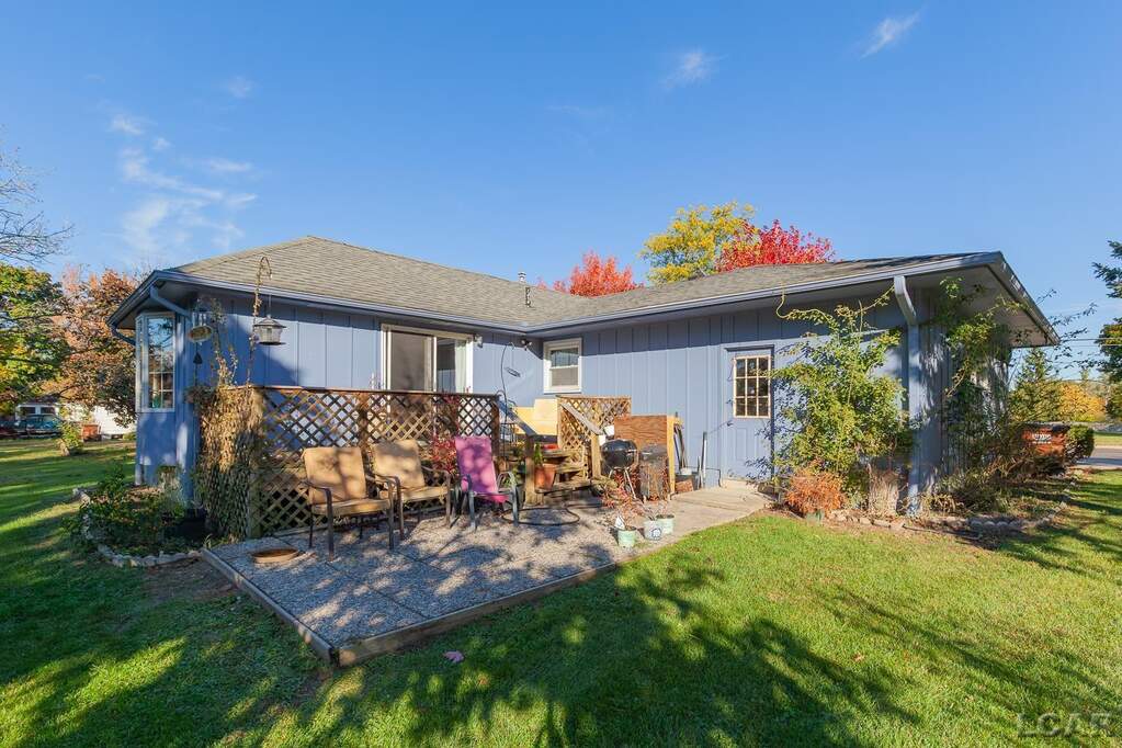 110 E South Street, Adrian, MI 49221 | MLS# 56050192693 | @properties ...