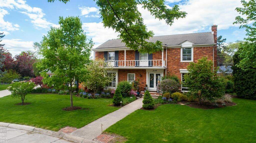 70 N Duval Road, Village Of Grosse Pointe Shore, MI 48236 | MLS ...