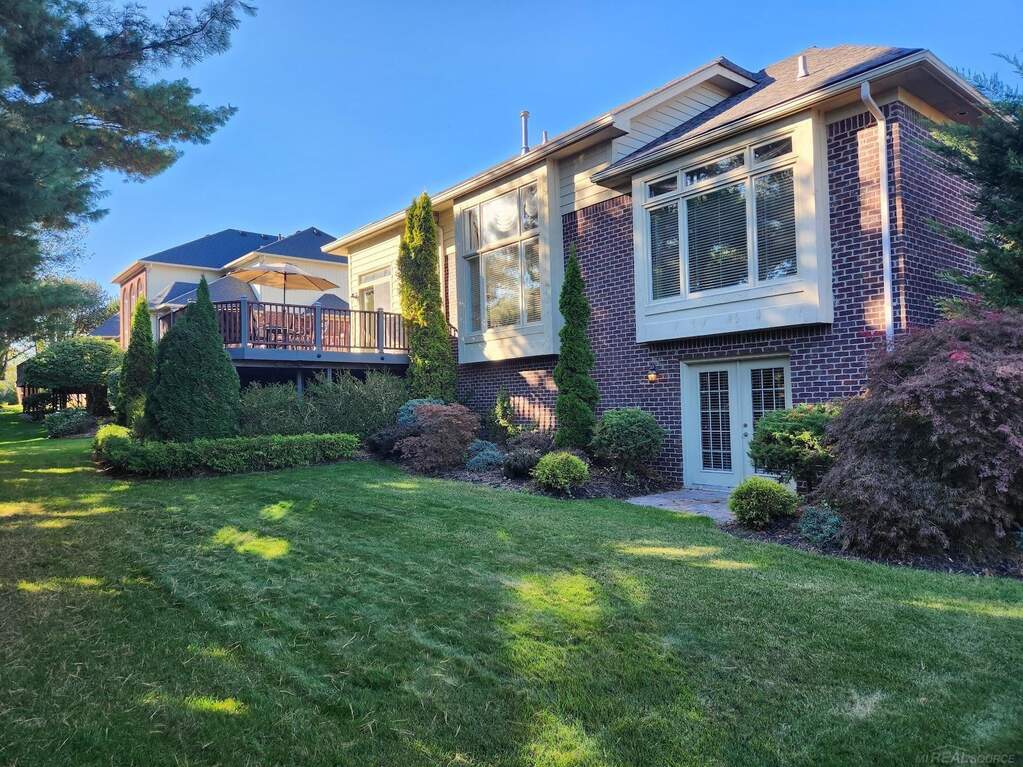 54060 Birchfield Drive, Utica, MI 48316 | MLS# 58050191925 ...