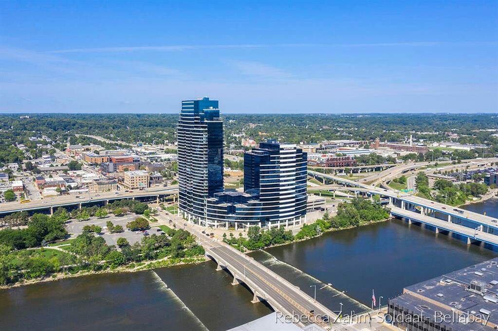 335 Bridge Street Nw #2205, Grand Rapids, MI 49504 | MLS# 65022036541 ...