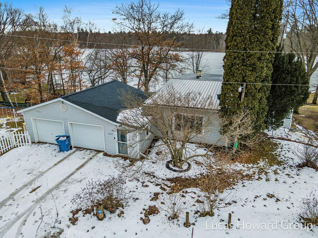 4823 Hunters Trail, Six Lakes, MI 48886 | MLS# 65023004404 ...