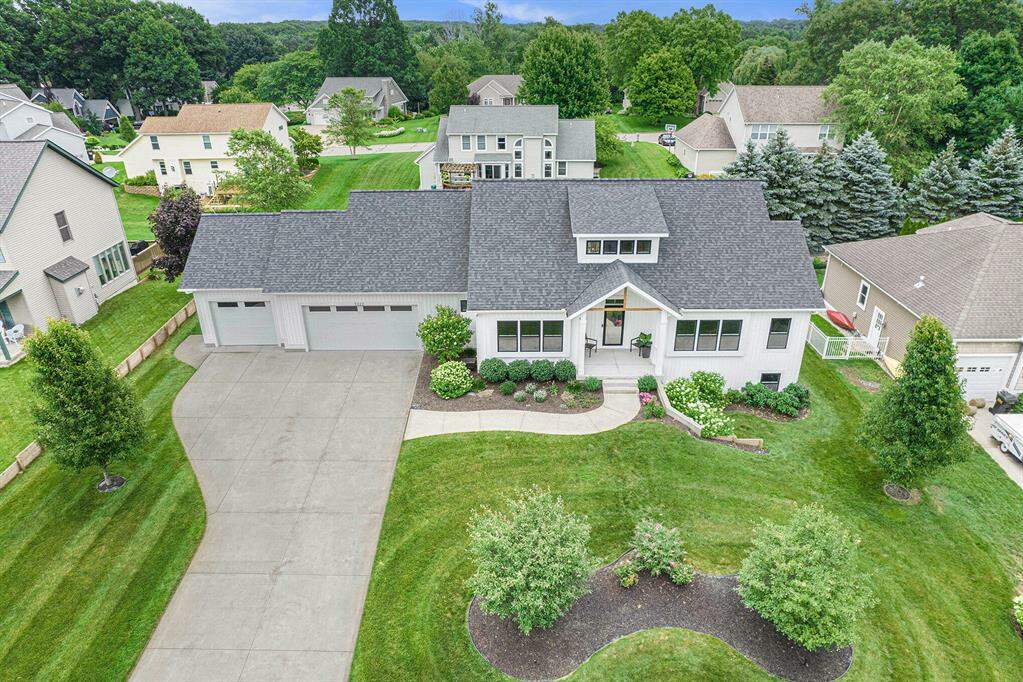 2222 N Bristol Street, Park Twp, MI 49424 | MLS# 65023025175 ...