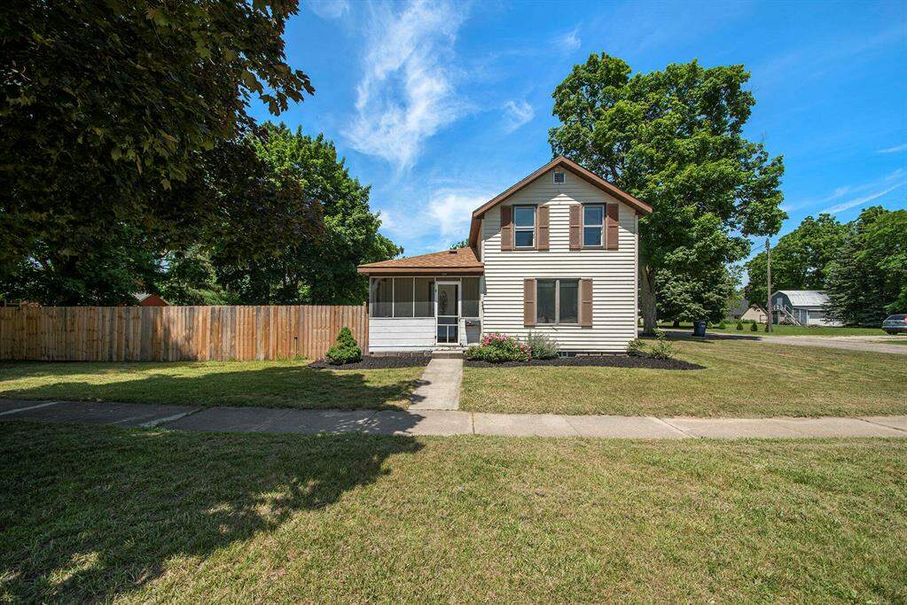 204 W Cherry Street, Wayland, MI 49348 | MLS# 65024029825 | @properties ...