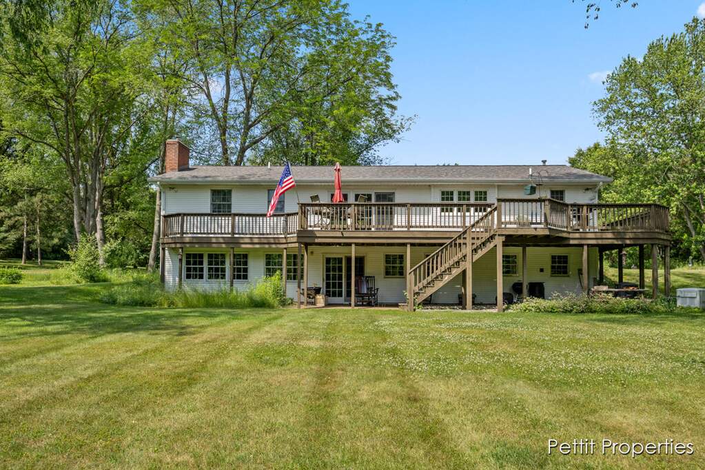 7544 Thornapple River Drive Se, Caledonia, MI 49316 | MLS# 65025029605 ...
