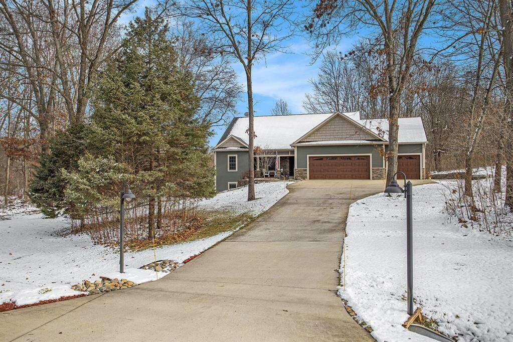 7223 Owen Hills Drive, Alamo Twp, MI 49009 | MLS# 66023146215 ...