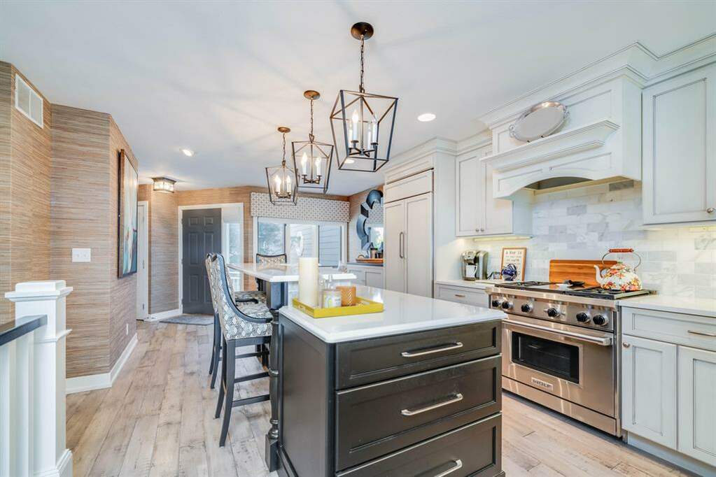 215 North Shore Drive #10, South Haven, MI 49090 | MLS# 69024027367 ...