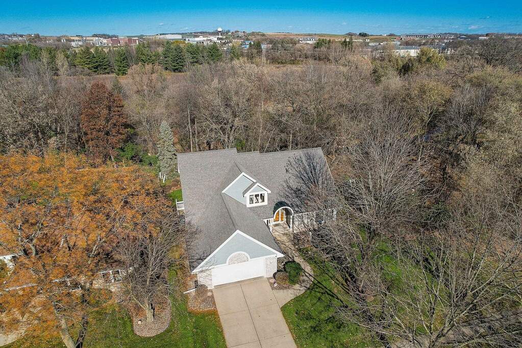 1608 Dover Drive, Waunakee, WI 53597 | MLS# 1968269 | @properties SE ...