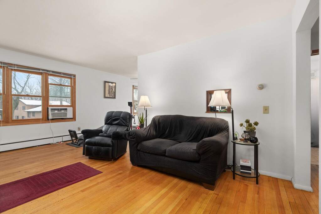 2101 Lake Point Drive, Madison, WI 53713 | MLS# 1969566 | @properties ...