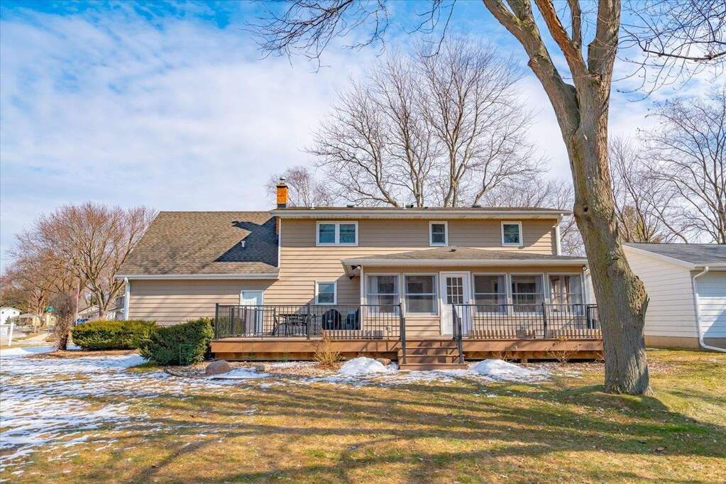 811 Jerico Lane, Sun Prairie, WI 53590 | MLS# 1971205 | @properties SE ...