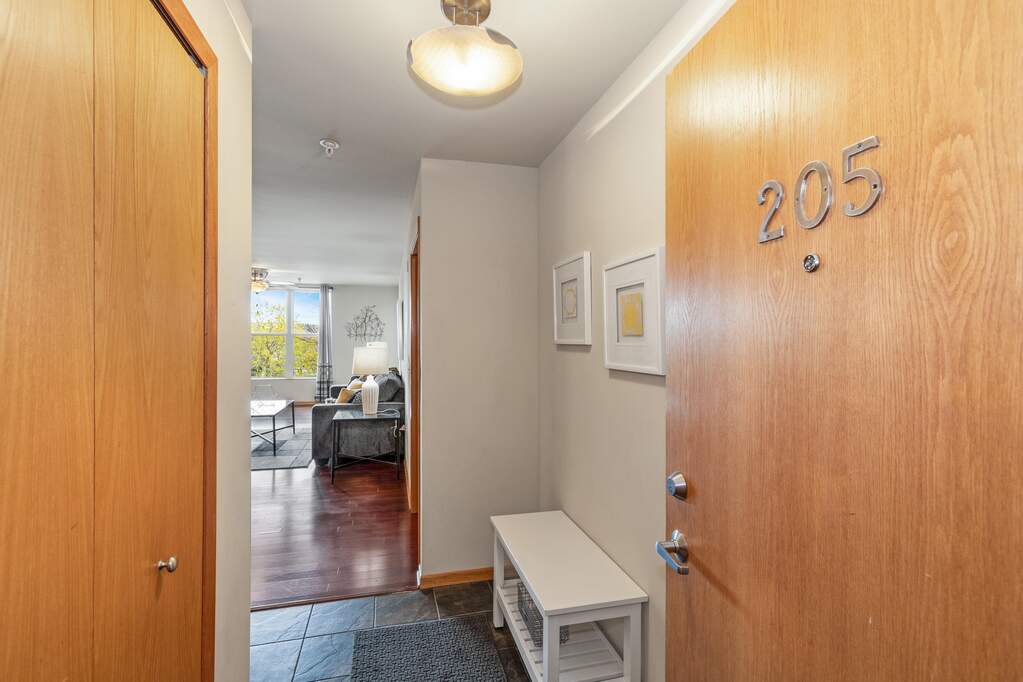 8201 Mayo Drive #205, Madison, WI 53719 | MLS# 1975523 | @properties SE ...