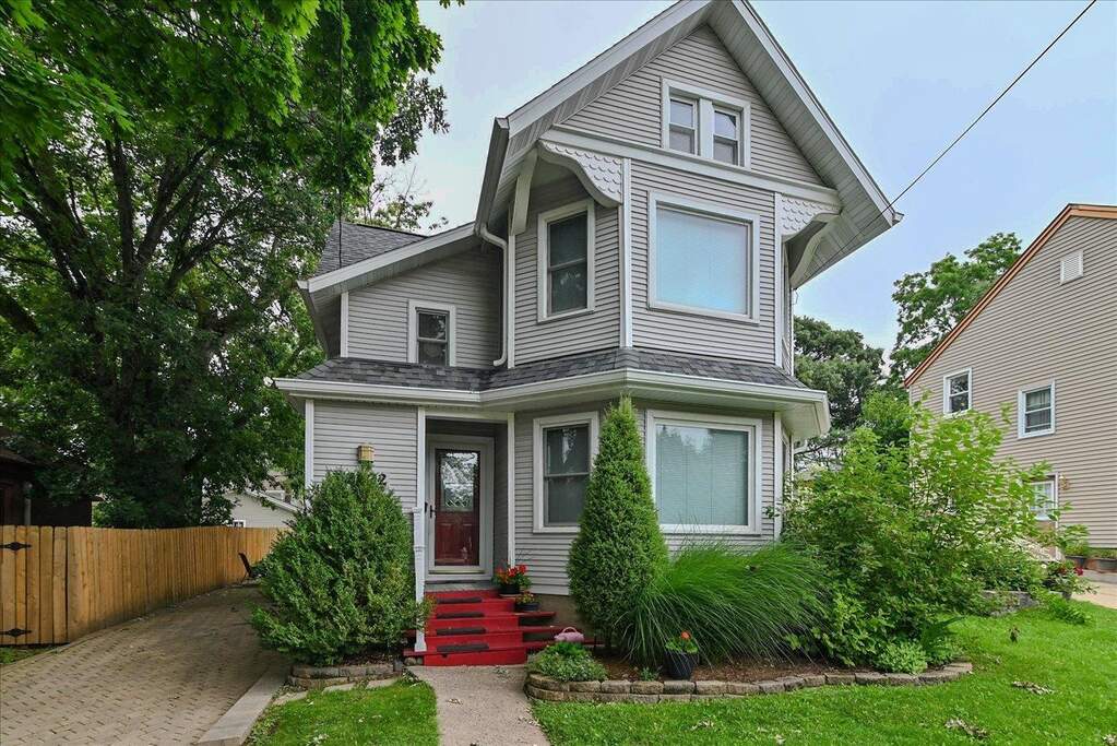 2332 Monroe Street, Madison, WI 53711 | MLS# 1999134 | @properties SE ...