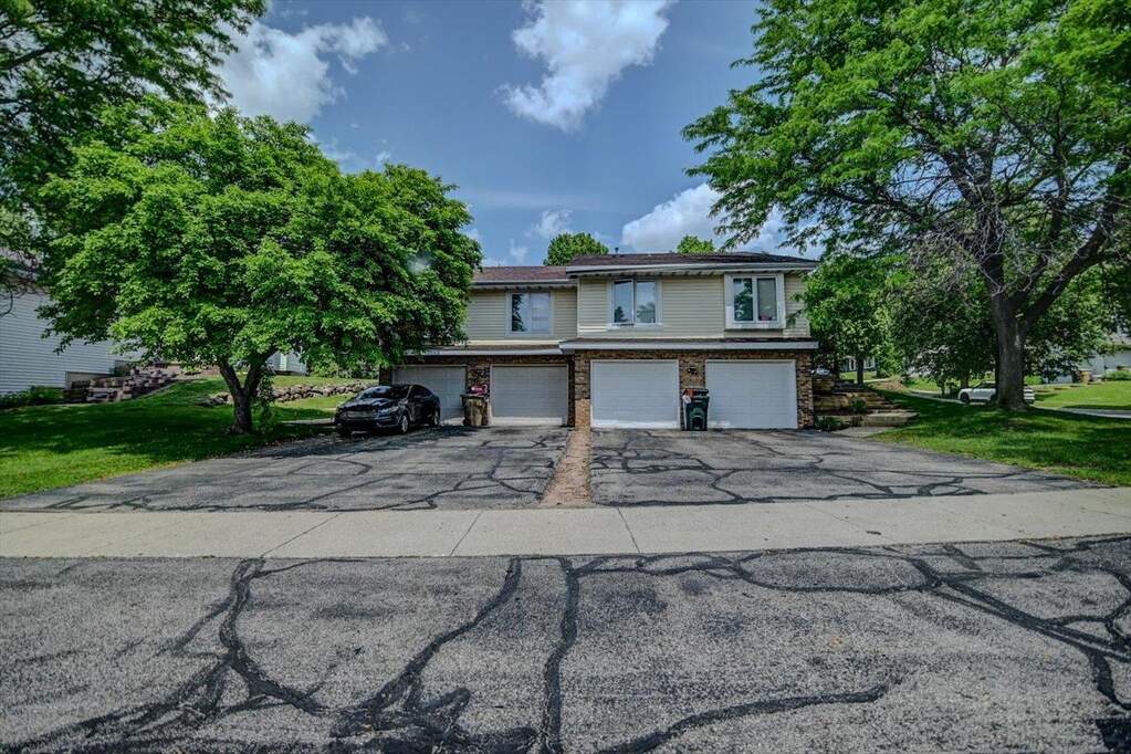 6818/6822 Chester Drive, Madison, WI 53719 | MLS# 2001866 | @properties ...