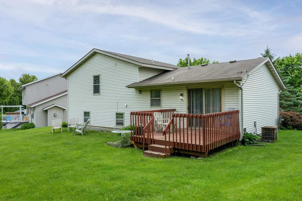 5830 Oxbow Bend, Madison, WI 53716 | MLS# 2023181 | @properties SE ...