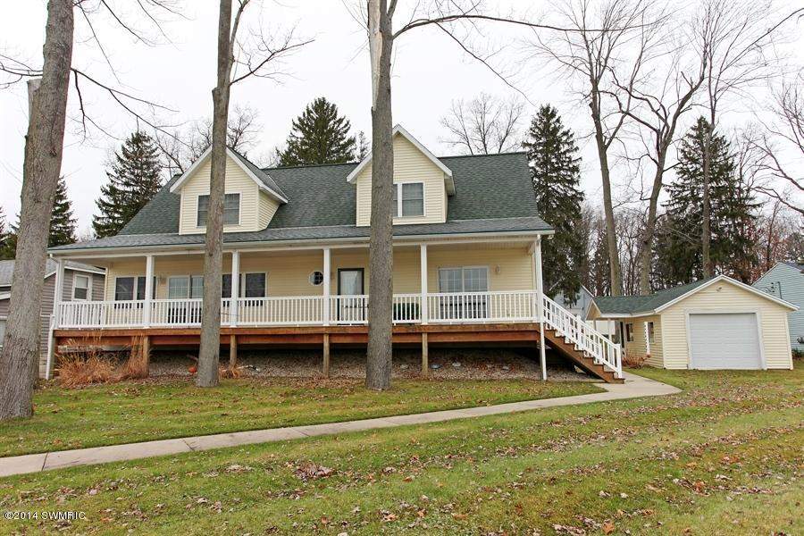 10045 Evergreen Drive, Grand Junction, MI 49056 | MLS# 14066360 ...