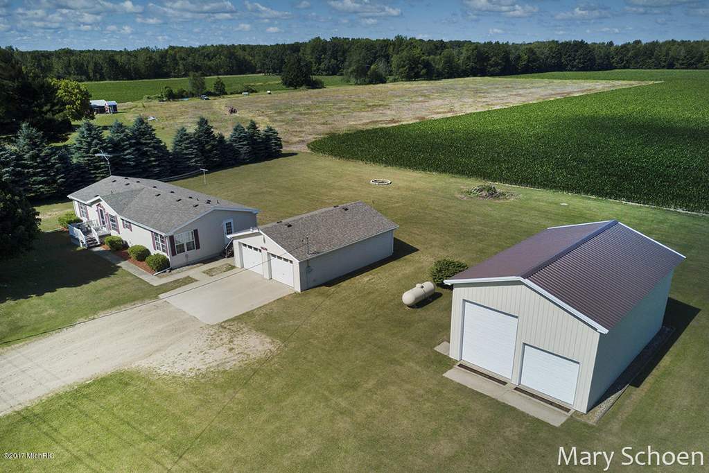 1951 N Marble Road, Trufant, MI 49347 | MLS# 17052474 | @properties SW ...