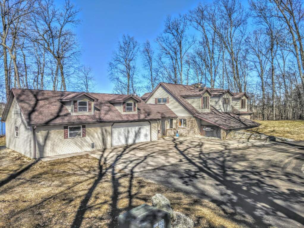 11480 S M 37 Highway, Dowling, MI 49050 | MLS# 18011468 | @properties ...